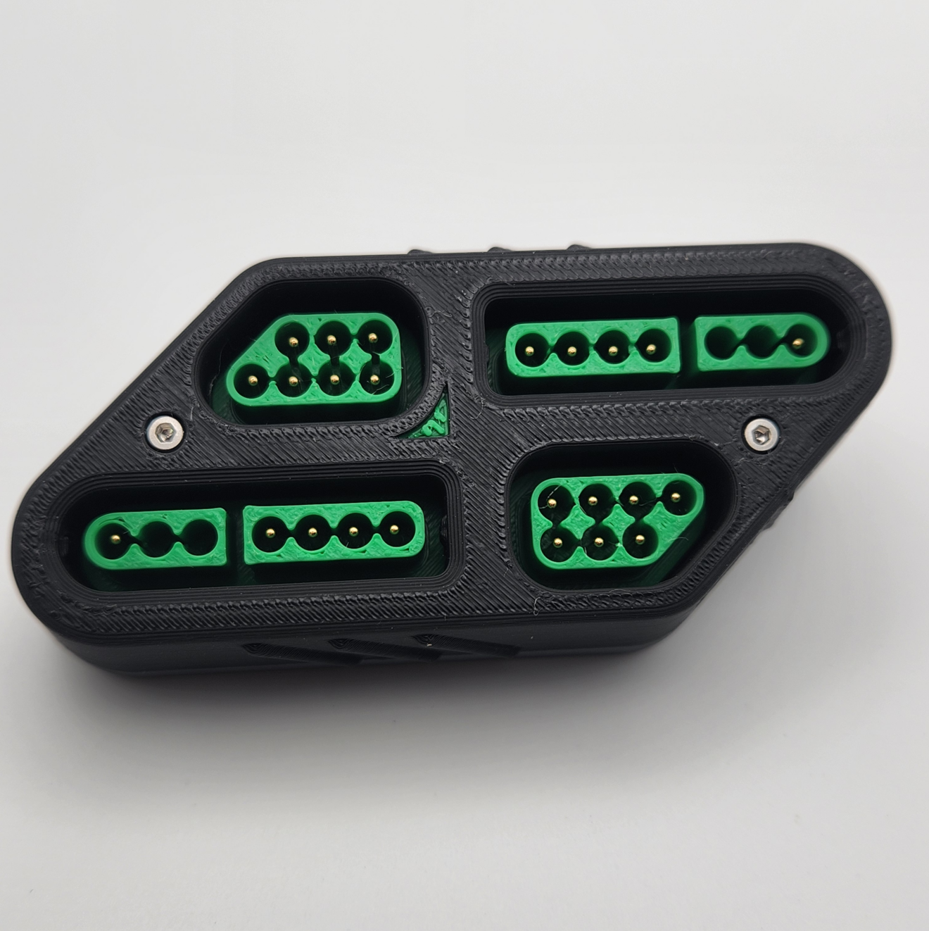 TwinDiamond Expansion NES/SNES Controller Adapter - RetroSpy Technologies